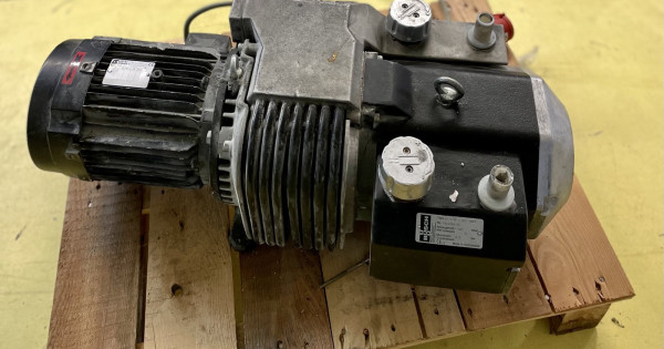 Busch DC 0100 C - dry-running rotary vane vacuum pump and compressor