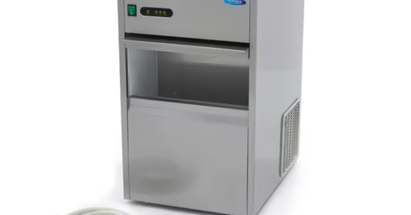 Maxima Ice Machine 50kg/day – crushed ice – water-cooled