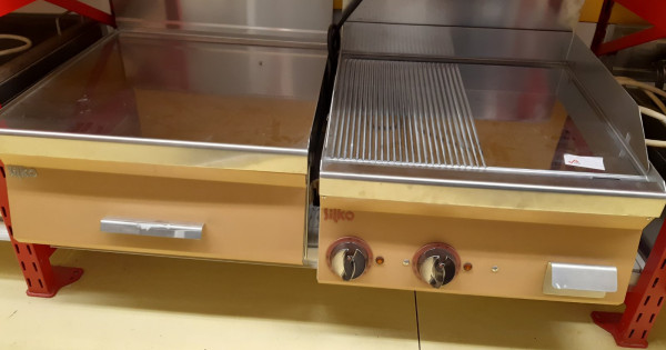 Electric Fiberboard + Neutral Desk (Desk)