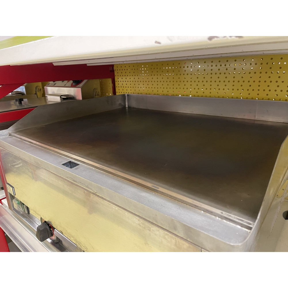 RM Gastro 66 cm, sima felületű, elektromos asztali rostlap